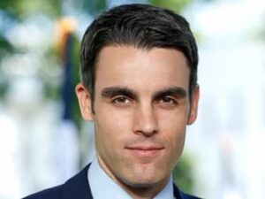 Kyra Phillips ABC, Bio, Husband, Twins, Surgery, CNN & Net Worth